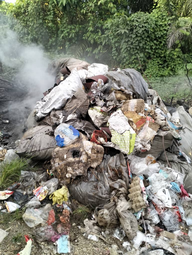 Kg. Timah ‘port’ buang sampah, pembakaran haram - UTV Media Malaysia (UTV)