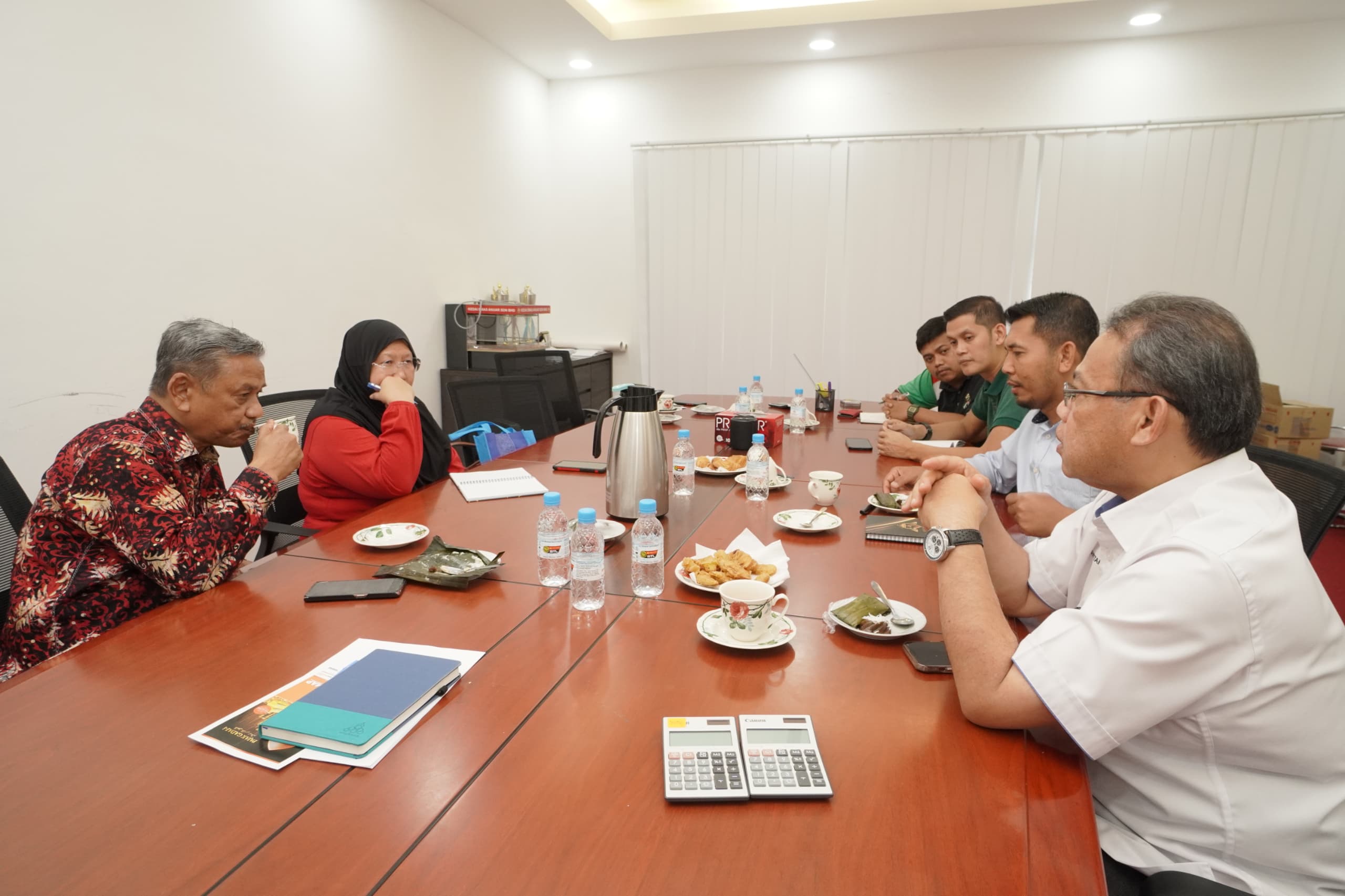 KEMASA JADI CONTOH KOPERASI EMAS BERJAYA - UTV Media Malaysia (UTV)