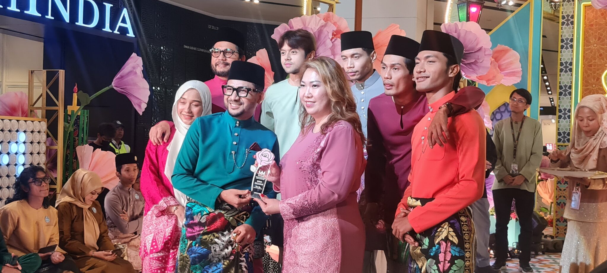 Melawati Mall Meraikan Sambutan Aidilfitri dengan Tema ‘Fabulous Floral ...
